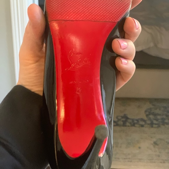 Christian Louboutin | Shoes | Christian Louboutin Classic Black Pumps ...